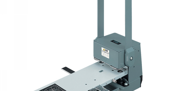 CARL No.120 Heavy Duty Two Holes Punch 145shts